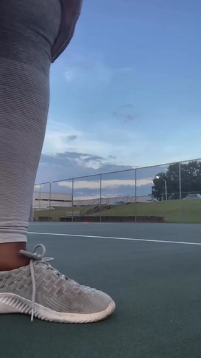 Transforming my journey, one step at a time! 💪🏾✨ From 235 to 185, this is what competing with myself looks like. That stubborn baby weight was no match for my determination. I’ve always heard, ‘You’ll never lose your curves,’ but here I am, proving them wrong! Grateful for the grace, patience, and consistency that got me here.”#explore #fyp #natural #bouncebackbody #mombody #postpartum | Bounce Back Body