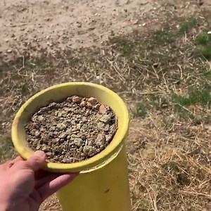 👏 We tip our hats to this clever camouflage! 👏 How long would it take you to find this #geocache? Video by geodayfornight. #geocaching | Geocaching