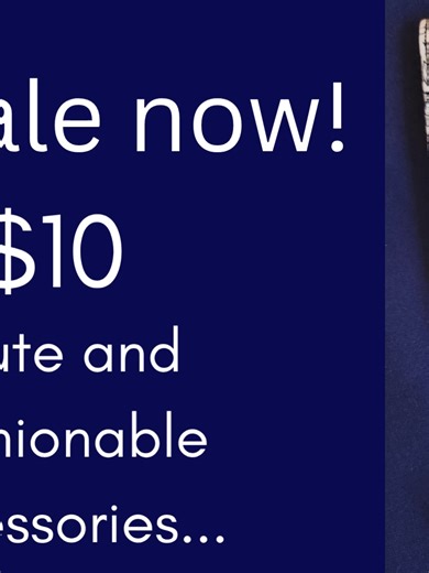 floral & bee key fob -Link in bio #keys #purses #accessoriesforcar #handmadecraft #sewingtiktok