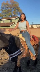 #fyp #horsesontiktok #ranchlife #cowgirl #backyardigans #MyStyle #charra #mexicana | Vanessa