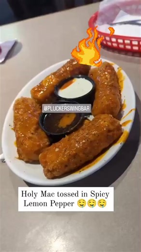 Delicious Holy Mac Tossed in Spicy Ranch at Pluckers Wing Bar
