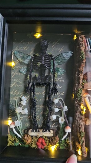 𝒮𝒶𝒷𝓇𝒾𝓃𝒶 | Mummified Faerie Frame XL ✨ This extraordinary piece comes with fairy lights with timer function. It can be stand up on your favourite... | Instagram