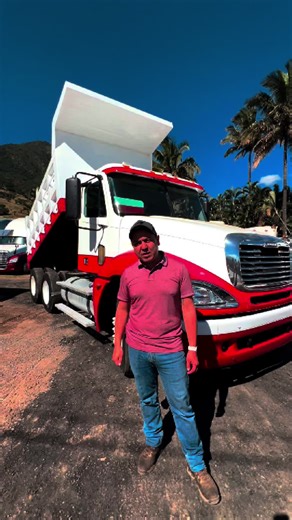 Freightliner Columbia 2006: Detalles y Especificaciones