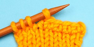 How to Prevent Bind-Off Edge From Curling - 10 rows a day