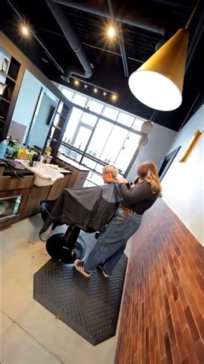 Neon Banjo Grand Opening