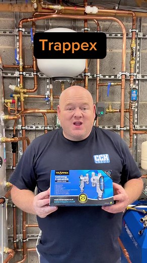 💦 Trappex Centramag Genesis Central Heating Magnetic Filter - Efficient and Hassle-Free Solution for Your Heating SystemDescription: The Trappex Centramag Genesis Central Heating Magnetic Filter is a game-changer when it comes to maintaining the optimal performance of your central heating system. With its built-in slip socket and robust brass body, this magnetic filter offers a compact and reliable solution that fits seamlessly into your setup.Equipped with a triple radial seal, the Centramag G