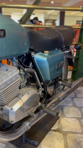 Vintage Motorcycle Showcase: Classic Green Design