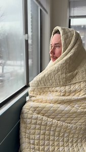 Dropping haymakers on seasonal affective disorder this winter season with @hivemke 🥶🥵 If ur feeling the winter blues, or just looking for an excellent time with amazing people in a wellness centric space then come join us at an upcoming event! We’ve got two events this weekend, learn more below👇🏻 https://www.hivemke.com/gathering | The Hive Wellness & Social