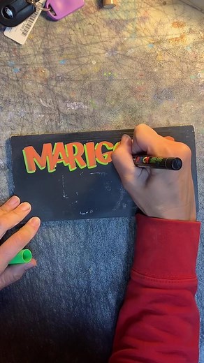 The black line at the end is 🔑 #traderjoes #signart #handlettering #lettering #typography #chalkboard #oddlysatisfying