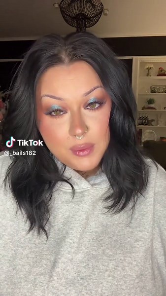 Stunning Blue Makeup Transformation Tutorial