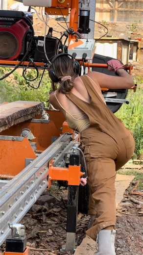 Nicolle on Instagram: "Milling our own timber for our shipping container house!! 🪵 #offgrid #milling #selfsufficient #sawmill #selfreliance"