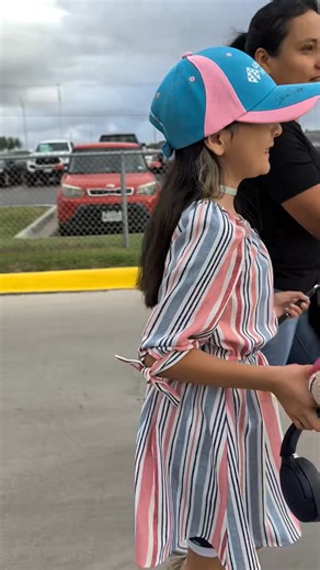 GRRRR! 女 Feeling strong! Had a good first time playing in the Over 1400 chess tournament at La Feria! ♟️ No copyright intended. Music belongs to its rightful owners — used here for entertainment only. | Morgana Rodriguez | Facebook