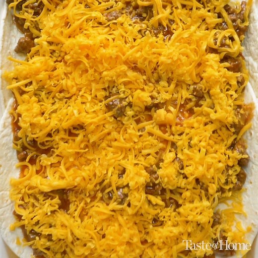 125K views · 2K reactions | Packed with black beans, cheese, tomatoes and plenty of Southwest flavor, this is an impressive entree that's as simple as it is simply delicious. Get the full recipe for Enchilada Casserole: https://trib.al/GebPtr7 | Taste of Home | Facebook