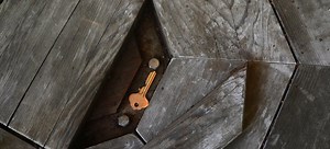 6 Non-obvious Places to Hide a Key | DoItYourself.com