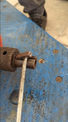 take out key from motor shaft