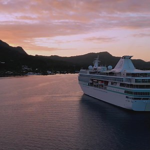 1.9K reactions · 385 shares | Chaque île de la Polynésie renferme son lot de trésors. Un mélange exotique de cultures riches et de paysages à couper le souffle. Une croisière inoubliable. Une évasion totale. | Ponant | Facebook