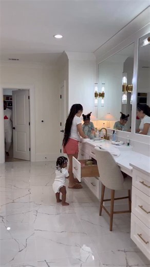 Latroy & Nicole Tillery on Instagram: "How many of y'all joined our family from this video? As I prepare to kick off 2026, I know for a fact God is preparing me for something greater than even I can imagine. If you’re here for real love… present fatherhood… and building a family by design, not default — stay with us. This journey is just getting started. 🙏🏾🙌🏾🤎 #FamilyOverEverything #Family #FamilyMan #BlackFamily #FamilyGoals"