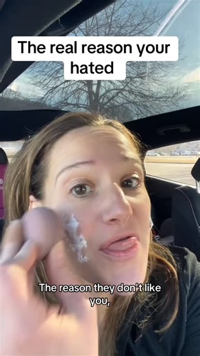 Legacylifewithchels on Instagram: "If you’ve ever felt disliked for no clear reason, this is for you. Sometimes people aren’t reacting to what you did they’re reacting to what you represent. Confidence, calm energy, and self-trust can trigger people who haven’t healed yet. You don’t need to shrink to be accepted. You don’t need to explain your light. And you definitely don’t need to apologize for existing boldly. I share grounded tools, workplace survival strategies, and boundary scripts for peo