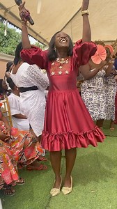 The majestic entry of the bride 👰‍♀️ | MC Too Cute