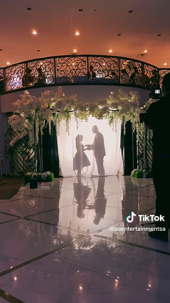 ✨SHADOW DANCE✨ #shadowdance #spotlight #quinceañera #surprisedance #specialdance #foryou #fyp #foryoupage #DJ #entertainment #sanantonio #weddings #tiktok #specialmoment #fatherdaughterdance #sweet16 #aaentertainment