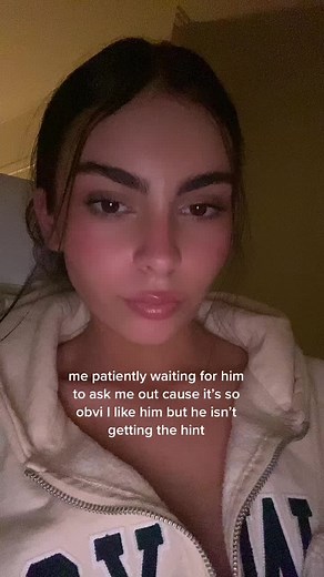 Waiting for Him to Ask Me Out - Signs You Like Him