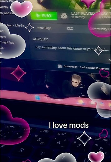 Explore the Desktop Mate Mod in Resident Evil