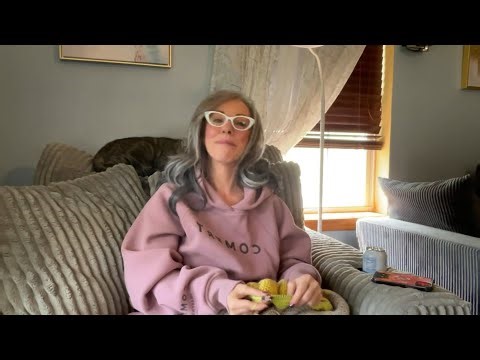 Cozy Labor Day Fall Feeling Knitting & Chat 🎃 | Cats, Crafts, & Slow Living