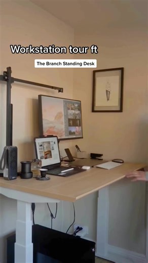 Workstation tour by @mybelonging ft. the Branch Standing Desk #officebybranch #ergonomics #standingdesk