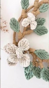 Floral Leaf Wreath DIY 🍃