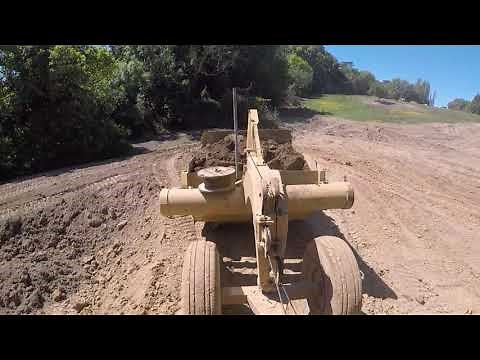 Caterpillar 70 Scraper box and D6D Cating