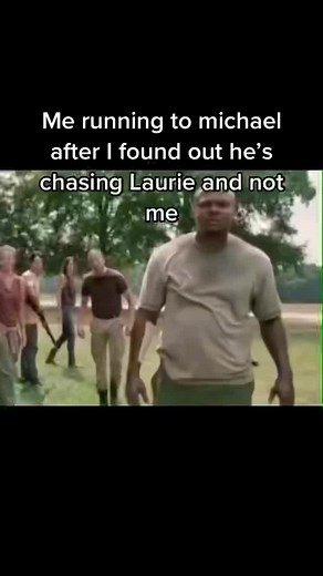 Michael your supposed to only come after me 😡😡 #michaelmyers#halloween#halloweenkills#lauriestrode#fyp#foryou#foryoupage#michael#myers