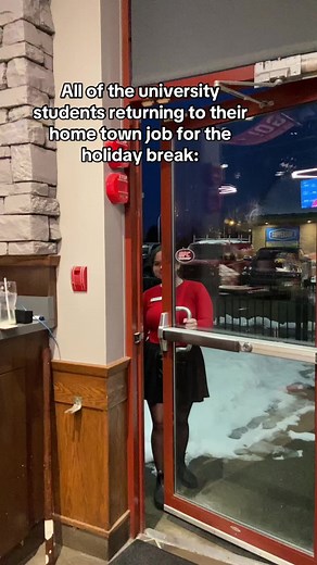 Happy holidays!! #bostonpizza #bostonpizzacanada #christmas