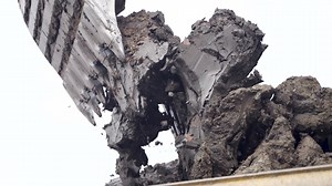 17K views · 262 reactions |  헪헲 헱헼 혁헵헲 헴헿헼혂헻헱현헼헿헸 혀헼 혆헼혂 헱헼헻'혁 헵헮혃헲 혁헼! We're wrapping up the earthworks for the main contractor, BlueEarth Construction, on a project in Boroughbridge... Next up: vibro piling! #WeAreCollins #Boroughbridge #Build #Construction #Progress #Earthworks #muckaway #trimming #excavator #volvoexcavator #adt #tipper #progress | Collins Earthworks Ltd | Facebook