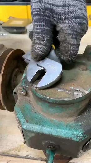 3.7K views · 45 reactions | The Best Auto Tools for Professionals and DIYers Alike   #trending #car #reels #viral #tool #cartool #automotive #vtautoshop | Car Mechanic Hand Tool | Facebook