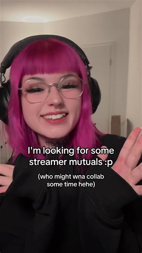 Vtubers too, y'all are awesome #twitch #streamer #twitchstreamer #smallstreamer #altgirl #egirl #collab #moots #mutuals