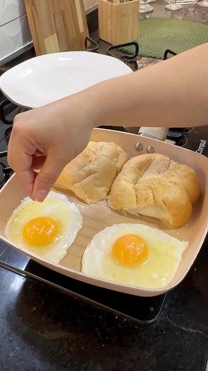 Quando o marido pede um pão com ovo caprichado | Erica Lima