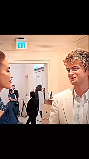 style in anime 😈 on Instagram: "Masterful technique transforms fruit gathering into art. A skilled worker performs a mesmerizing maneuver that seems almost effortless. With a swift extension of the arm, he sends most of the fruits flying forward, only to pull the bucket back in one seamless motion. This technique happens so quickly, precisely, and smoothly that it looks like a single, flowing movement. The use of centripetal force is key here – as he extends, the fruits are thrown outward, and