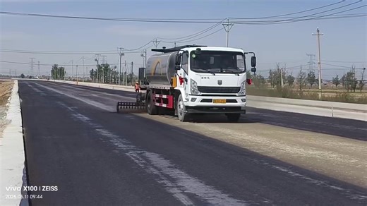 How Tar Sprayer Trucks Enhance Road Durability