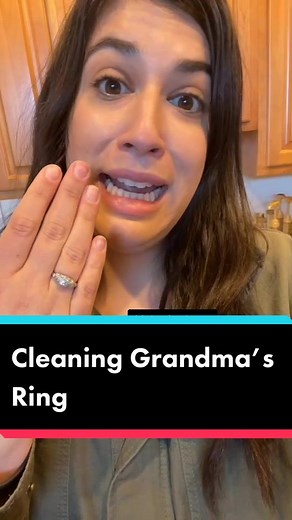 #engagement #ring #cleaningtiktok #cleaning #jewlery #ultrasonic