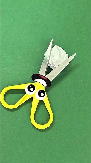 🪨 Rock Paper Scissors Battle ✂️ Who’s Playing Sneaky? 🎉