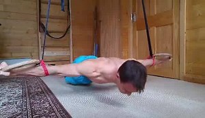 Ring strength amongst fitness enthusiasts started to become more popular over a decade ago, but the correct usage as a training tool for developing strength is still widely misunderstood. Working the rings correctly after the appropriate foundation has been built will pay huge dividends in athletic strength, but attempting to train on them too early can result in big injuries! We use them only after that foundation has been layed, now we are ready to build some crazy strength #Forma #rings #olym