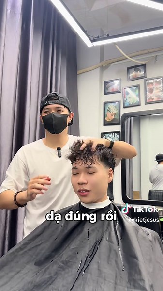 Hướng Dẫn Sấy Tóc Curly Hair Đơn Giản Tại Nhà