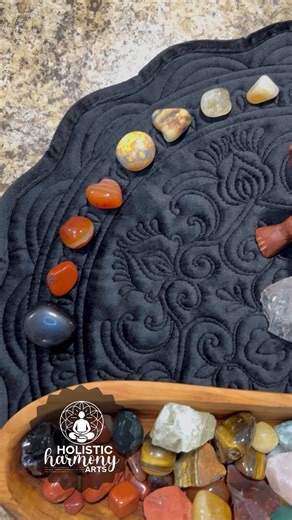 ✨ Every color has a vibration, and every vibration tells a story. 🌈 When your chakras (your body’s energetic centers) are balanced, life feels lighter, clearer, and more joyful. Each hue, from grounding red to expansive violet, carries a frequency that connects you to harmony, peace, and purpose. Through sound healing and Reiki, we can gently tune these frequencies back into alignment, like retuning an instrument that’s meant to play your soul’s song. 🎶💫 Ready to shift your energy and see lif