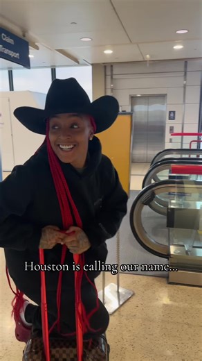 Who’s in Houston? Spring break week 2 wya…#barbieskie #houstontexas #houston #houstonspringbreak