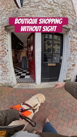 Boutique Shopping Without Sight 🛍️👓 #metarayban #guidedog #blind #shoppinghaul #shorts