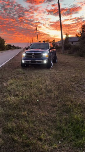 😌😌 #florida #viral #wides #ram1500