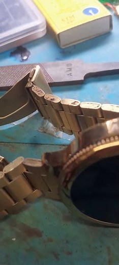 Fossil Gen 5 Smart watch Battry Replacement..... #smartgadgets #Fossil Smart watch How to Open