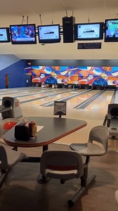 Looking for indoor fun? We went to Splitz and had a blast playing a game of bowling and in the arcade. Splitz has weekly deals like Sunday Funday, 90 minutes of bowling including shoes for only $10 per person! More details HERE ➡️ https://fun4gatorkids.com/Whats-Happening/Ongoing-Deals/Splitz-Deals/View-details | Fun 4 Gator Kids | Facebook