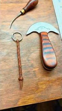 How to make a braided leather keychain #diy #leatherwork