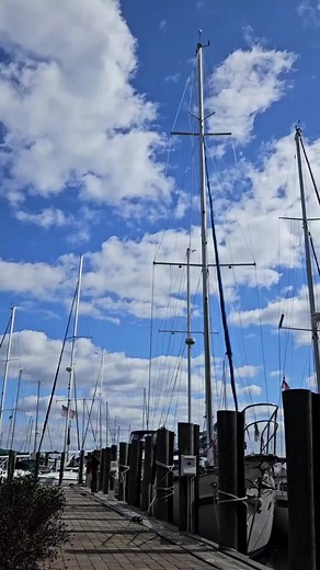 Installing a Roller Furler Unit in 30 seconds | The Sailing Academy